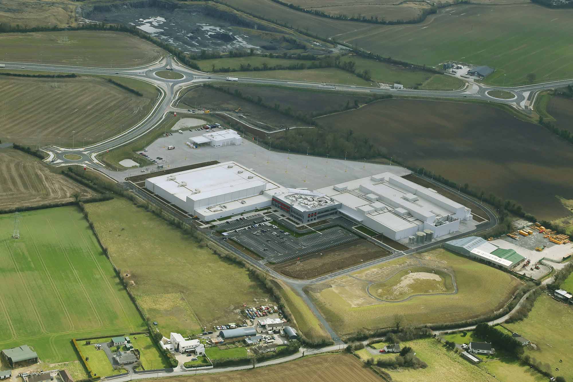 Sysco / Pallas Foods Distribution Centre - John Paul Construction